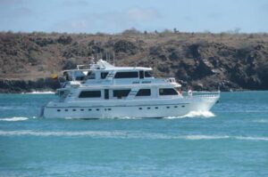 Aida Maria Tourist Superior Class Galapagos Yacht - Galapagos Lastminutes